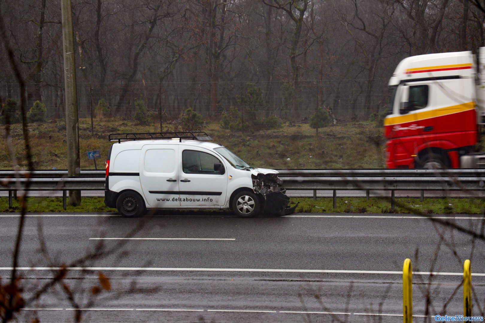 Flinke file door ongeval A50 bij Loenen - GelreNieuws