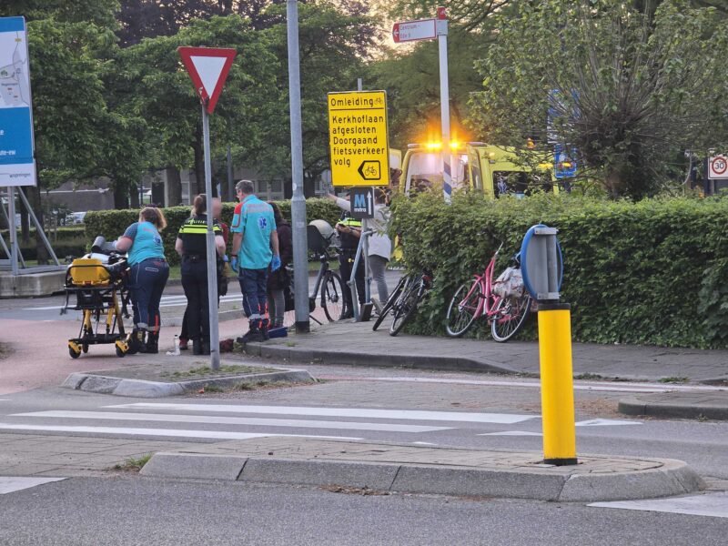 Fietsster gewond na val op hoofd in Bennekom - GelreNieuws
