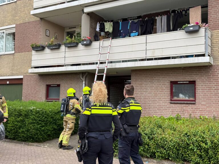 Bewoner valt in slaap na aanzetten tosti-ijzer - GelreNieuws